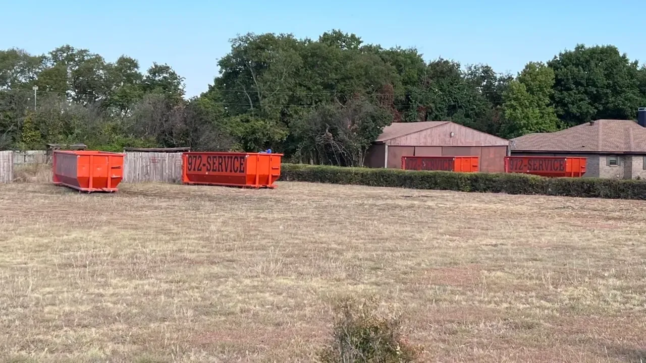 Roll-Off Dumpster Rental Vs. Traditional Waste Disposal Methods - LC ...